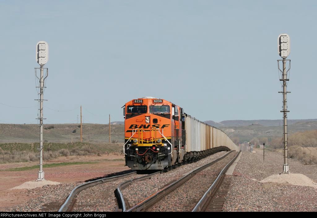 BNSF 6236